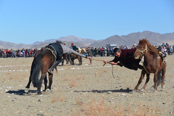 Ulgii city: Center of Bayan Ulgii province - Discover Altai